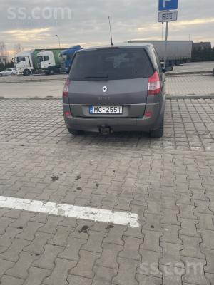 Pelēks Renault Scenic 2004 Daugavpils, ar dzinēja tilpumu 1.90 L un nobraukumu 295 tūkst. km par 700 €, foto 6 vietnē AUTOMOTO.COM.LV