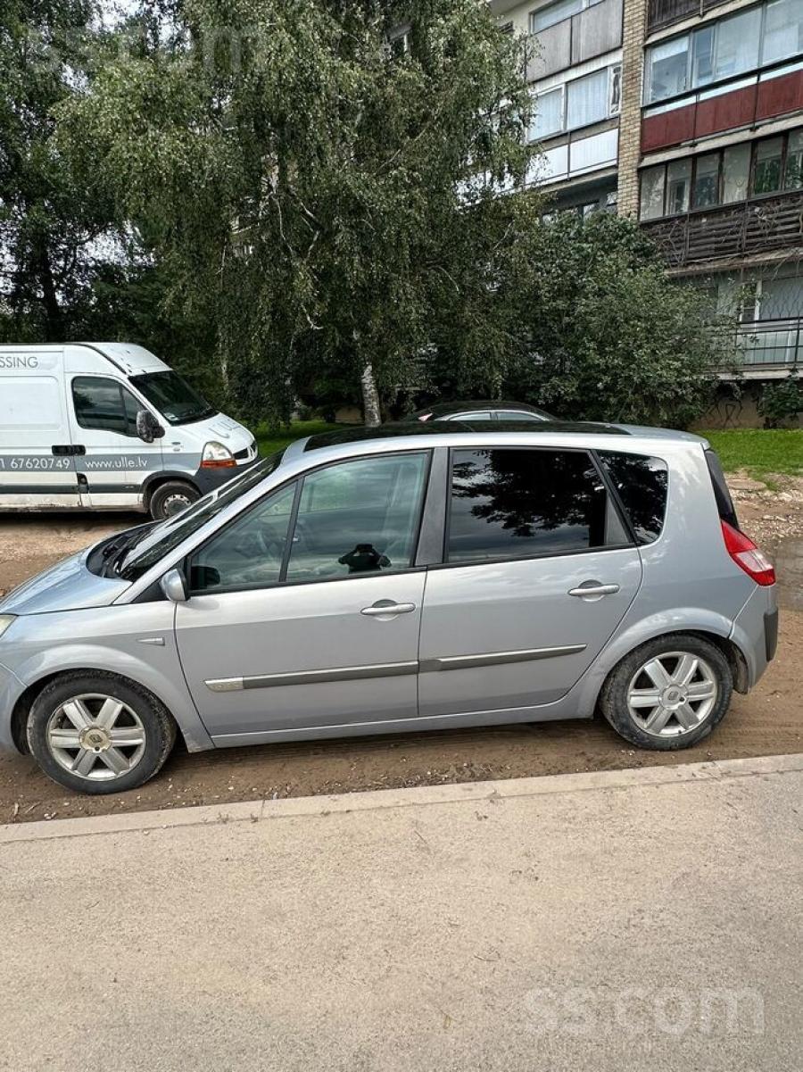 Pelēks Renault Scenic 2004 Rīga, ar dzinēja tilpumu 1.90 L un nobraukumu 179 tūkst. km par 1100 €, foto 4 vietnē AUTOMOTO.COM.LV