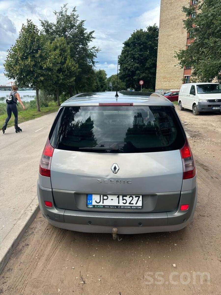 Pelēks Renault Scenic 2004 Rīga, ar dzinēja tilpumu 1.90 L un nobraukumu 179 tūkst. km par 1100 €, foto 6 vietnē AUTOMOTO.COM.LV