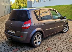 Grey Renault Scenic 2004 in Daugavpils, with an engine capacity of 1.90 L and mileage of 121 thousand km for 1150 €, photo  on AUTOMOTO.COM.LV
