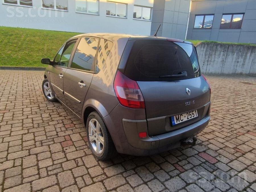 Grey Renault Scenic 2004 in Daugavpils, with an engine capacity of 1.90 L and mileage of 121 thousand km for 1150 €, photo 5 on AUTOMOTO.COM.LV