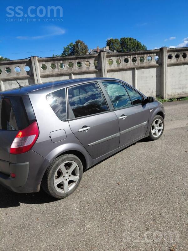 Grey Renault Scenic 2004 in Daugavpils, with an engine capacity of 1.90 L and mileage of 0 thousand km for 1100 €, photo 1 on AUTOMOTO.COM.LV