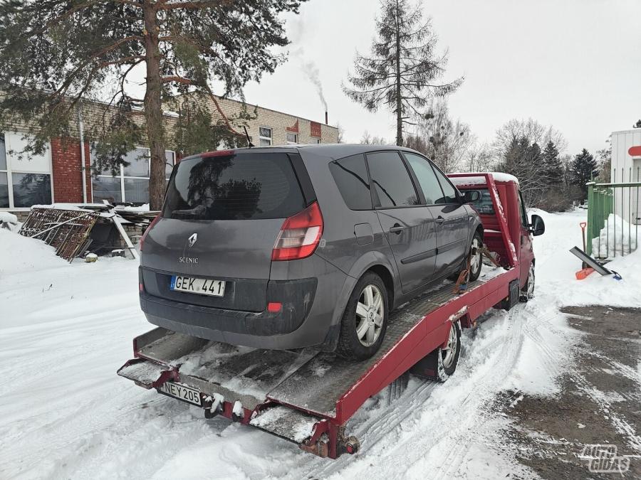 Pelēks Renault Scenic 2005 Jonava, ar dzinēja tilpumu 2.00 L un nobraukumu 328 tūkst. km par 399 €, foto 5 vietnē AUTOMOTO.COM.LV
