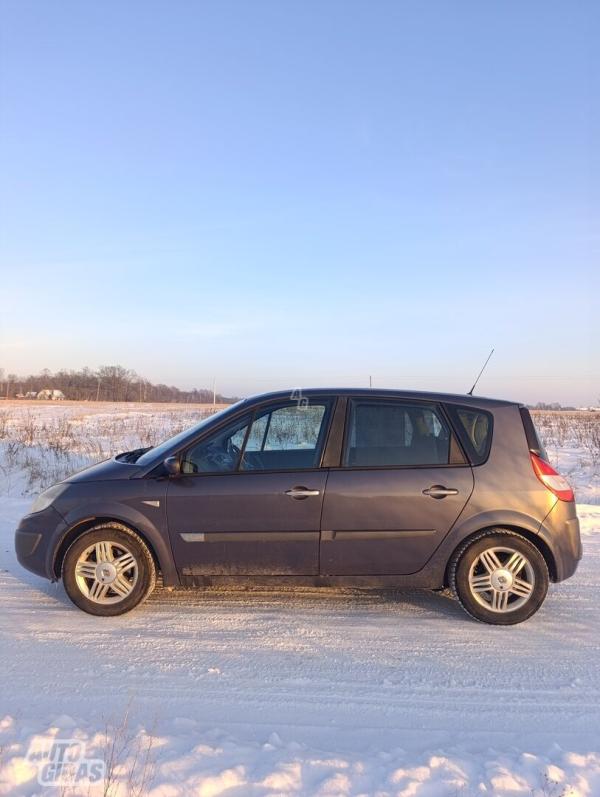 Pelēks Renault Scenic 2005 Panevēža, ar dzinēja tilpumu 1.90 L un nobraukumu 270 tūkst. km par 950 €, foto 2 vietnē AUTOMOTO.COM.LV