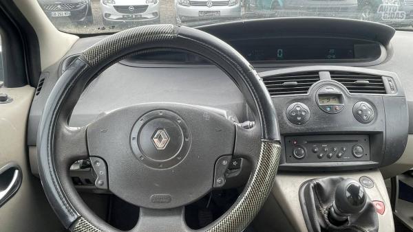 Pelēks Renault Scenic 2005 Marijampole, ar dzinēja tilpumu 1.90 L un nobraukumu 251 tūkst. km par 600 €, foto 8 vietnē AUTOMOTO.COM.LV