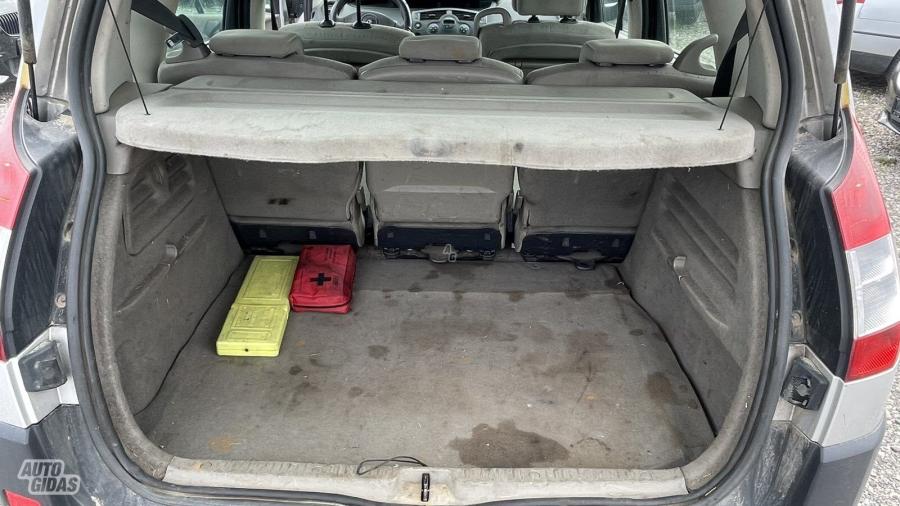 Pelēks Renault Scenic 2005 Marijampole, ar dzinēja tilpumu 1.90 L un nobraukumu 251 tūkst. km par 600 €, foto 14 vietnē AUTOMOTO.COM.LV