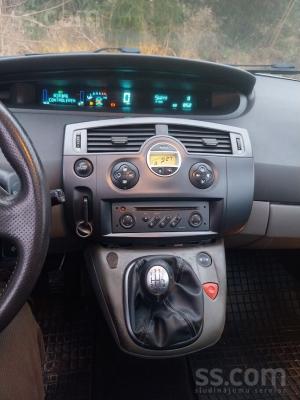Grey Renault Scenic 2005 in Daugavpils, with an engine capacity of 1.90 L and mileage of 436 thousand km for 1050 €, photo 11 on AUTOMOTO.COM.LV