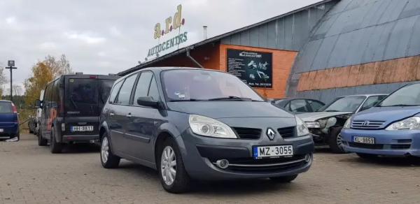Pelēks Renault Scenic 2006 Valmiera, ar dzinēja tilpumu 1.60 L un nobraukumu 178 tūkst. km par 2100 €, foto 1 vietnē AUTOMOTO.COM.LV
