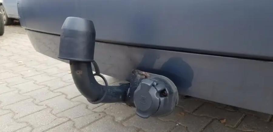 Pelēks Renault Scenic 2006 Valmiera, ar dzinēja tilpumu 1.60 L un nobraukumu 178 tūkst. km par 2100 €, foto 17 vietnē AUTOMOTO.COM.LV