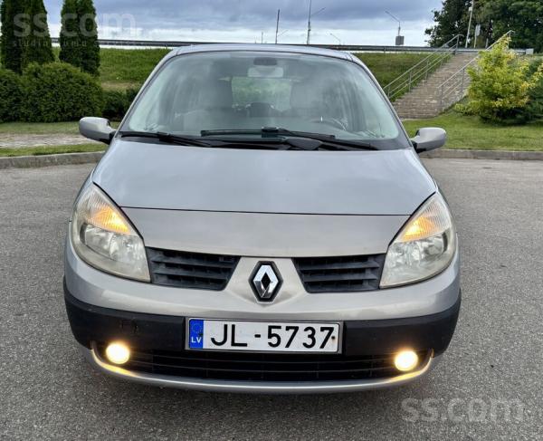 Grey Renault Scenic 2006 in Daugavpils, with an engine capacity of 1.90 L and mileage of 250 thousand km for 1350 €, photo 7 on AUTOMOTO.COM.LV