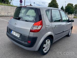 Pelēks Renault Scenic 2006 Daugavpils, ar dzinēja tilpumu 1.90 L un nobraukumu 250 tūkst. km par 1350 €, foto 12 vietnē AUTOMOTO.COM.LV
