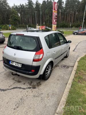 Pelēks Renault Scenic 2006 Rīga, ar dzinēja tilpumu 2.00 L un nobraukumu 178 tūkst. km par 1750 €, foto 4 vietnē AUTOMOTO.COM.LV