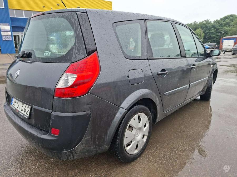 Grey Renault Scenic 2007 in Plunge, with an engine capacity of 1.46 L and mileage of 259 thousand km for 1250 €, photo 12 on AUTOMOTO.COM.LV