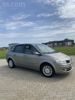 Grey Renault Scenic 2007 in Riga, with an engine capacity of 1.90 L and mileage of 424 thousand km for 1300 €, photo 3 on AUTOMOTO.COM.LV