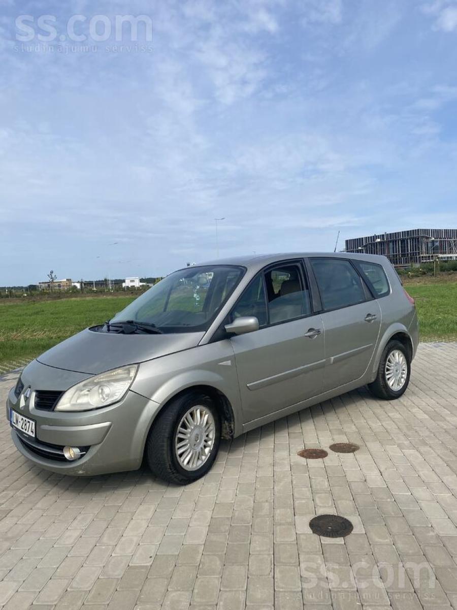 Grey Renault Scenic 2007 in Riga, with an engine capacity of 1.90 L and mileage of 424 thousand km for 1300 €, photo 7 on AUTOMOTO.COM.LV