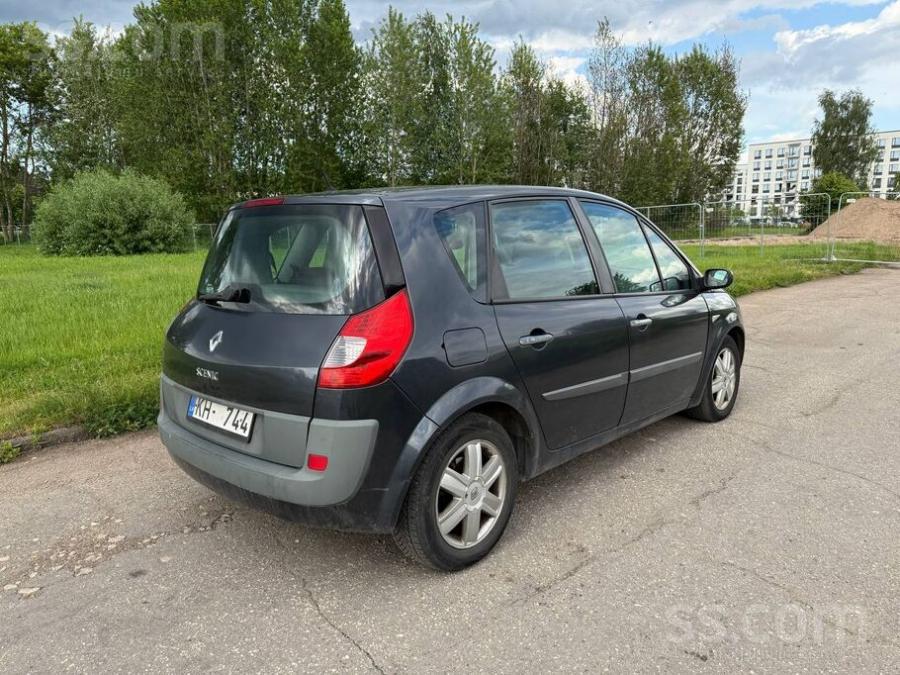 Pelēks Renault Scenic 2008 Rīga, ar dzinēja tilpumu 1.90 L un nobraukumu 258 tūkst. km par 1800 €, foto 6 vietnē AUTOMOTO.COM.LV