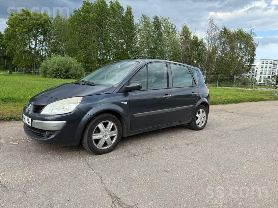 Pelēks Renault Scenic 2008 Rīga, ar dzinēja tilpumu 1.90 L un nobraukumu 258 tūkst. km par 1800 €, foto 7 vietnē AUTOMOTO.COM.LV