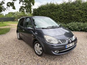 Pelēks Renault Scenic 2008 Viļņa, ar dzinēja tilpumu 1.46 L un nobraukumu 304 tūkst. km par 999 €, foto 4 vietnē AUTOMOTO.COM.LV