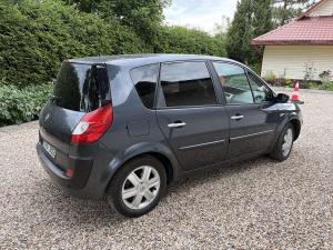Pelēks Renault Scenic 2008 Viļņa, ar dzinēja tilpumu 1.46 L un nobraukumu 304 tūkst. km par 999 €, foto 5 vietnē AUTOMOTO.COM.LV