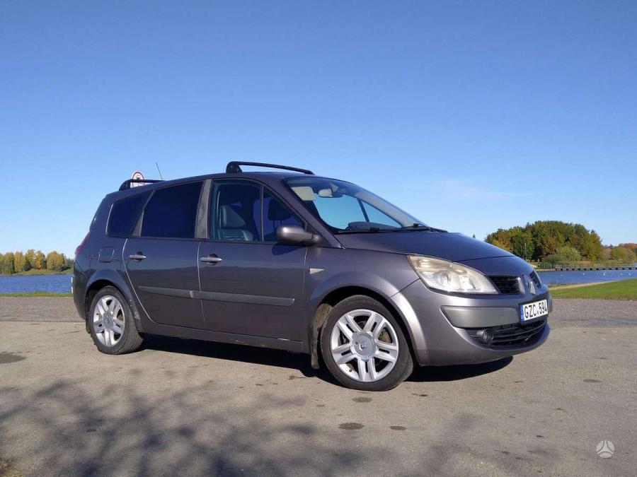 Pelēks Renault Scenic 2008 Kupiškis, ar dzinēja tilpumu 1.87 L un nobraukumu 445 tūkst. km par 1200 €, foto 3 vietnē AUTOMOTO.COM.LV