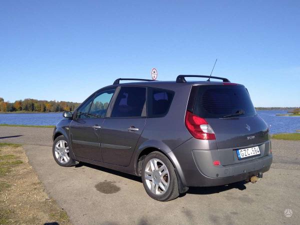 Pelēks Renault Scenic 2008 Kupiškis, ar dzinēja tilpumu 1.87 L un nobraukumu 445 tūkst. km par 1200 €, foto 4 vietnē AUTOMOTO.COM.LV