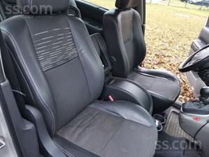 Pelēks Renault Scenic 2008 Rīga, ar dzinēja tilpumu 1.90 L un nobraukumu 365 tūkst. km par 1200 €, foto 7 vietnē AUTOMOTO.COM.LV
