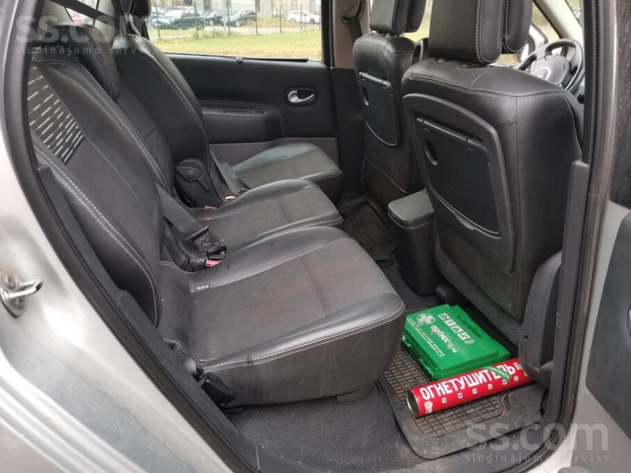 Pelēks Renault Scenic 2008 Rīga, ar dzinēja tilpumu 1.90 L un nobraukumu 365 tūkst. km par 1200 €, foto 8 vietnē AUTOMOTO.COM.LV