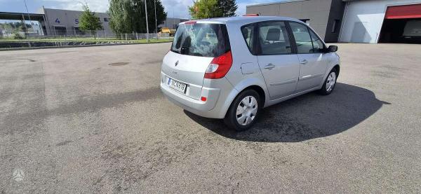 Pelēks Renault Scenic 2008 Viļņa, ar dzinēja tilpumu 1.87 L un nobraukumu 166 tūkst. km par 1650 €, foto 8 vietnē AUTOMOTO.COM.LV