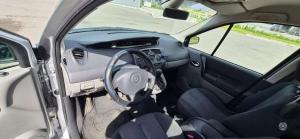 Pelēks Renault Scenic 2008 Viļņa, ar dzinēja tilpumu 1.87 L un nobraukumu 166 tūkst. km par 1650 €, foto 11 vietnē AUTOMOTO.COM.LV