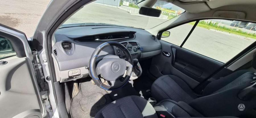 Pelēks Renault Scenic 2008 Viļņa, ar dzinēja tilpumu 1.87 L un nobraukumu 166 tūkst. km par 1650 €, foto 11 vietnē AUTOMOTO.COM.LV