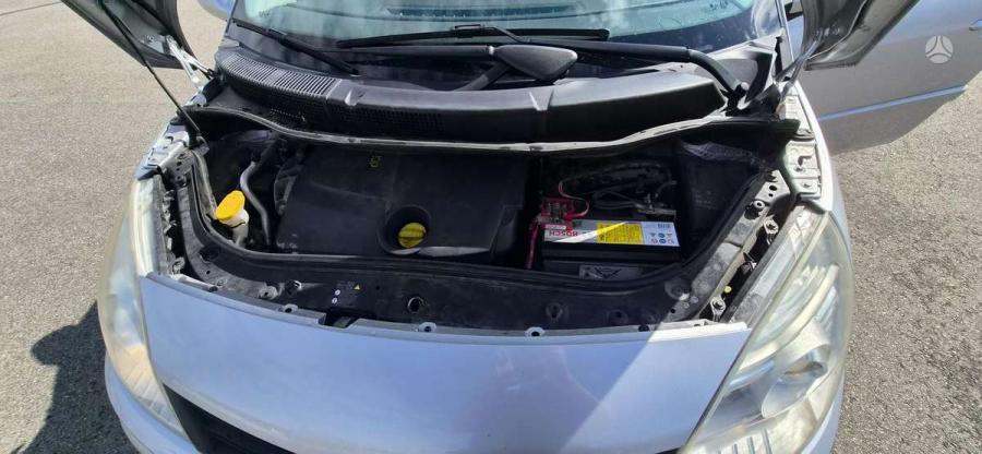 Pelēks Renault Scenic 2008 Viļņa, ar dzinēja tilpumu 1.87 L un nobraukumu 166 tūkst. km par 1650 €, foto 16 vietnē AUTOMOTO.COM.LV