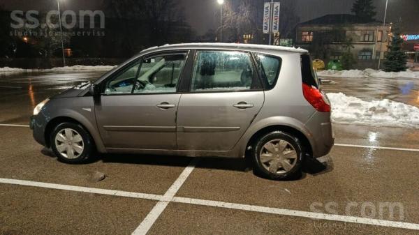 Grey Renault Scenic 2009 in Riga, with an engine capacity of 1.90 L and mileage of 323 thousand km for 1400 €, photo 2 on AUTOMOTO.COM.LV