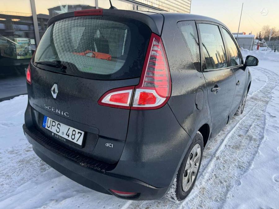 Grey Renault Scenic 2009 in Kaunas, with an engine capacity of 1.46 L and mileage of 270 thousand km for 1650 €, photo 7 on AUTOMOTO.COM.LV