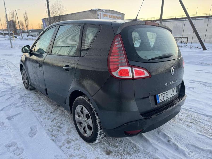 Grey Renault Scenic 2009 in Kaunas, with an engine capacity of 1.46 L and mileage of 270 thousand km for 1650 €, photo 9 on AUTOMOTO.COM.LV