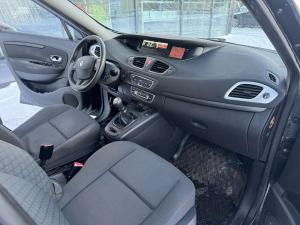 Grey Renault Scenic 2009 in Kaunas, with an engine capacity of 1.46 L and mileage of 270 thousand km for 1650 €, photo 14 on AUTOMOTO.COM.LV