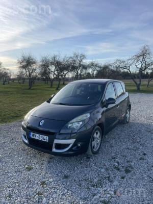 Pelēks Renault Scenic 2009 Jelgava, ar dzinēja tilpumu 1.90 L un nobraukumu 282 tūkst. km par 3300 €, foto  vietnē AUTOMOTO.COM.LV