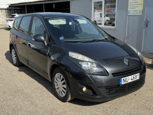 Pelēks Renault Scenic 2009 Rīga, ar dzinēja tilpumu 1.50 L un nobraukumu 309 tūkst. km par 4100 €, foto  vietnē AUTOMOTO.COM.LV