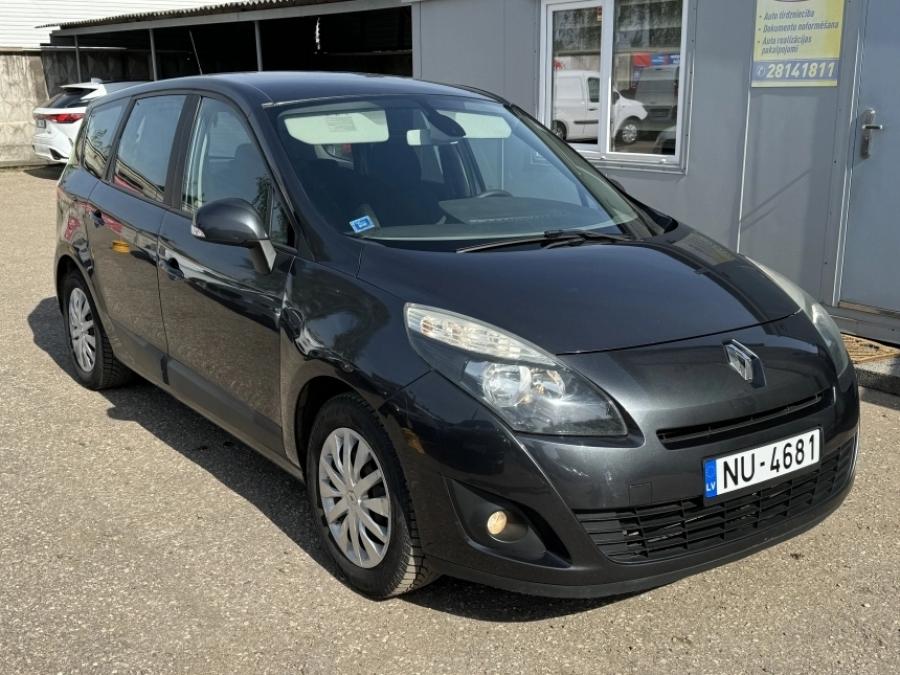 Pelēks Renault Scenic 2009 Rīga, ar dzinēja tilpumu 1.50 L un nobraukumu 309 tūkst. km par 4100 €, foto 1 vietnē AUTOMOTO.COM.LV