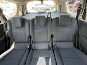 Pelēks Renault Scenic 2009 Rīga, ar dzinēja tilpumu 1.50 L un nobraukumu 309 tūkst. km par 4100 €, foto 16 vietnē AUTOMOTO.COM.LV