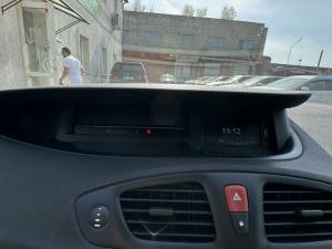 Pelēks Renault Scenic 2009 Rīga, ar dzinēja tilpumu 1.50 L un nobraukumu 309 tūkst. km par 4100 €, foto 17 vietnē AUTOMOTO.COM.LV