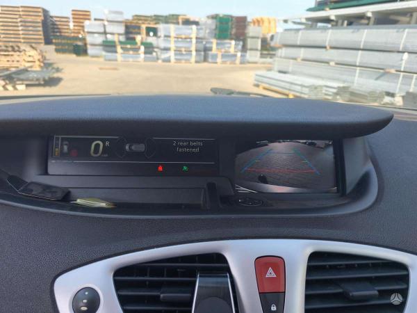 Pelēks Renault Scenic 2009 Viļņa, ar dzinēja tilpumu 2.00 L un nobraukumu 212 tūkst. km par 3750 €, foto 7 vietnē AUTOMOTO.COM.LV