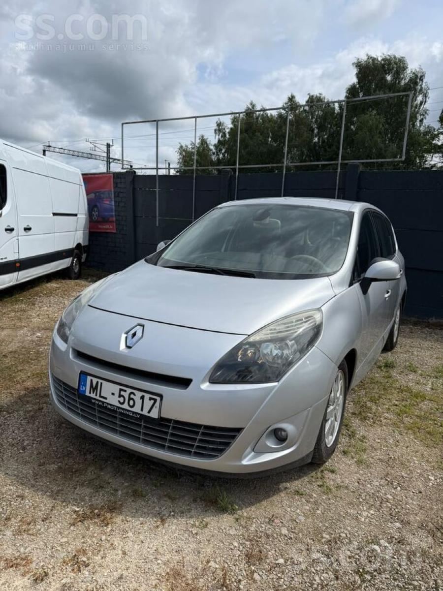 Pelēks Renault Scenic 2009 Jelgava, ar dzinēja tilpumu 1.50 L un nobraukumu 364 tūkst. km par 2200 €, foto 4 vietnē AUTOMOTO.COM.LV