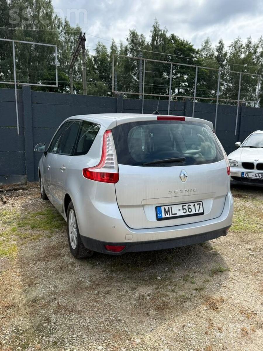 Pelēks Renault Scenic 2009 Jelgava, ar dzinēja tilpumu 1.50 L un nobraukumu 364 tūkst. km par 2200 €, foto 5 vietnē AUTOMOTO.COM.LV