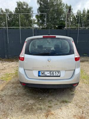 Pelēks Renault Scenic 2009 Jelgava, ar dzinēja tilpumu 1.50 L un nobraukumu 364 tūkst. km par 2200 €, foto 6 vietnē AUTOMOTO.COM.LV