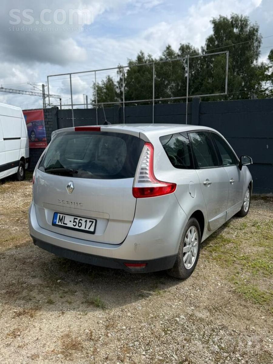 Pelēks Renault Scenic 2009 Jelgava, ar dzinēja tilpumu 1.50 L un nobraukumu 364 tūkst. km par 2200 €, foto 7 vietnē AUTOMOTO.COM.LV