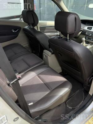 Pelēks Renault Scenic 2009 Jelgava, ar dzinēja tilpumu 1.50 L un nobraukumu 364 tūkst. km par 2200 €, foto 9 vietnē AUTOMOTO.COM.LV