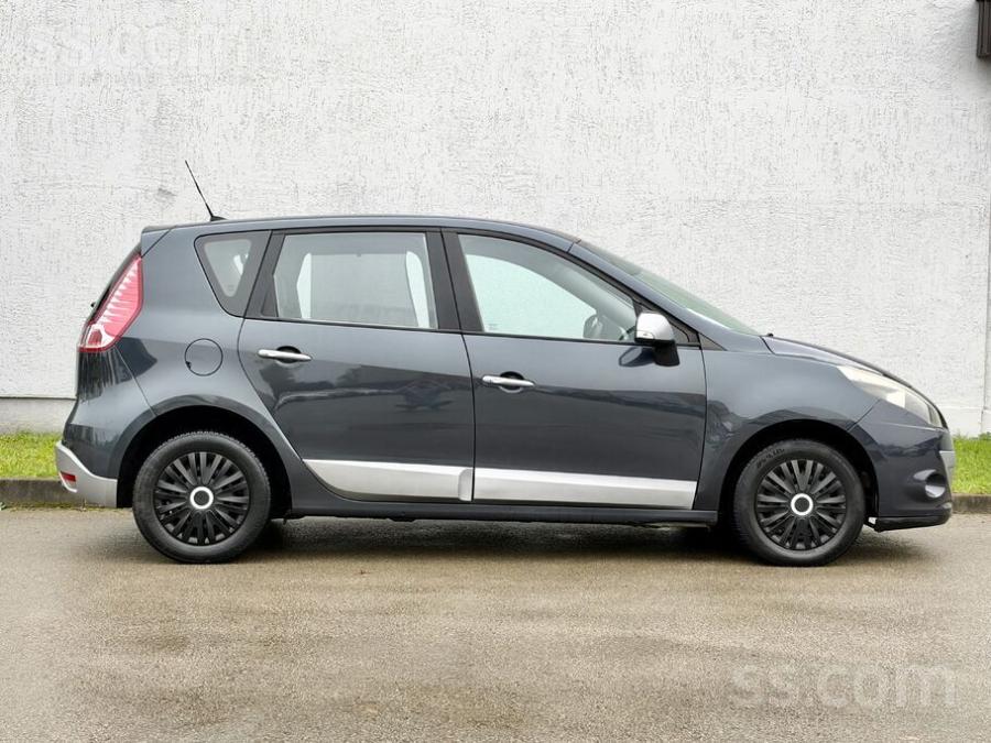 Pelēks Renault Scenic 2009 Jelgava, ar dzinēja tilpumu 1.50 L un nobraukumu 0 tūkst. km par 1950 €, foto 6 vietnē AUTOMOTO.COM.LV