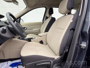 Pelēks Renault Scenic 2009 Jelgava, ar dzinēja tilpumu 1.50 L un nobraukumu 0 tūkst. km par 1950 €, foto 12 vietnē AUTOMOTO.COM.LV