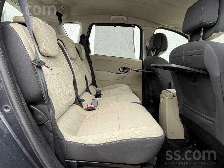 Pelēks Renault Scenic 2009 Jelgava, ar dzinēja tilpumu 1.50 L un nobraukumu 0 tūkst. km par 1950 €, foto 14 vietnē AUTOMOTO.COM.LV