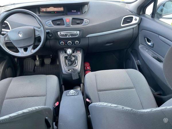 Pelēks Renault Scenic 2010 Raseiniai, ar dzinēja tilpumu 1.46 L un nobraukumu 268 tūkst. km par 2500 €, foto 11 vietnē AUTOMOTO.COM.LV